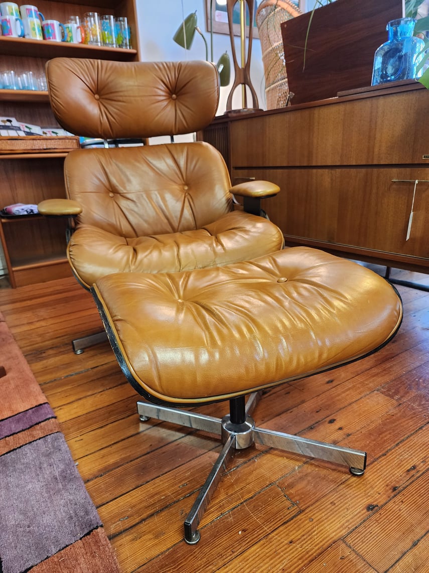 Eames Style Lounge Chair & Ottoman | Vintage MC | Frederick, MD