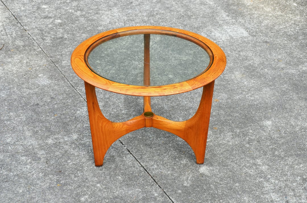 Mid-Century Modern Silhouette Side Table by Lane Furniture Co ...