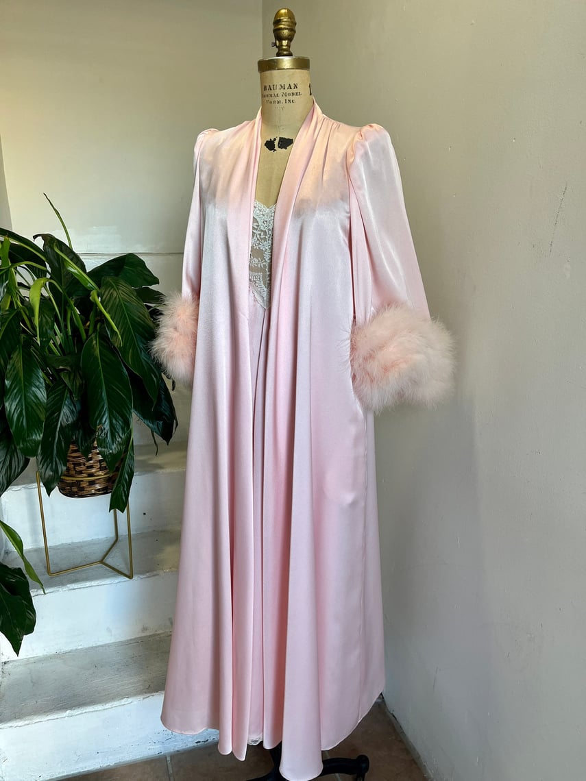 Spectacular 1980s Lucie Ann Pink Marabou Peignoir Set 34 Bust ...