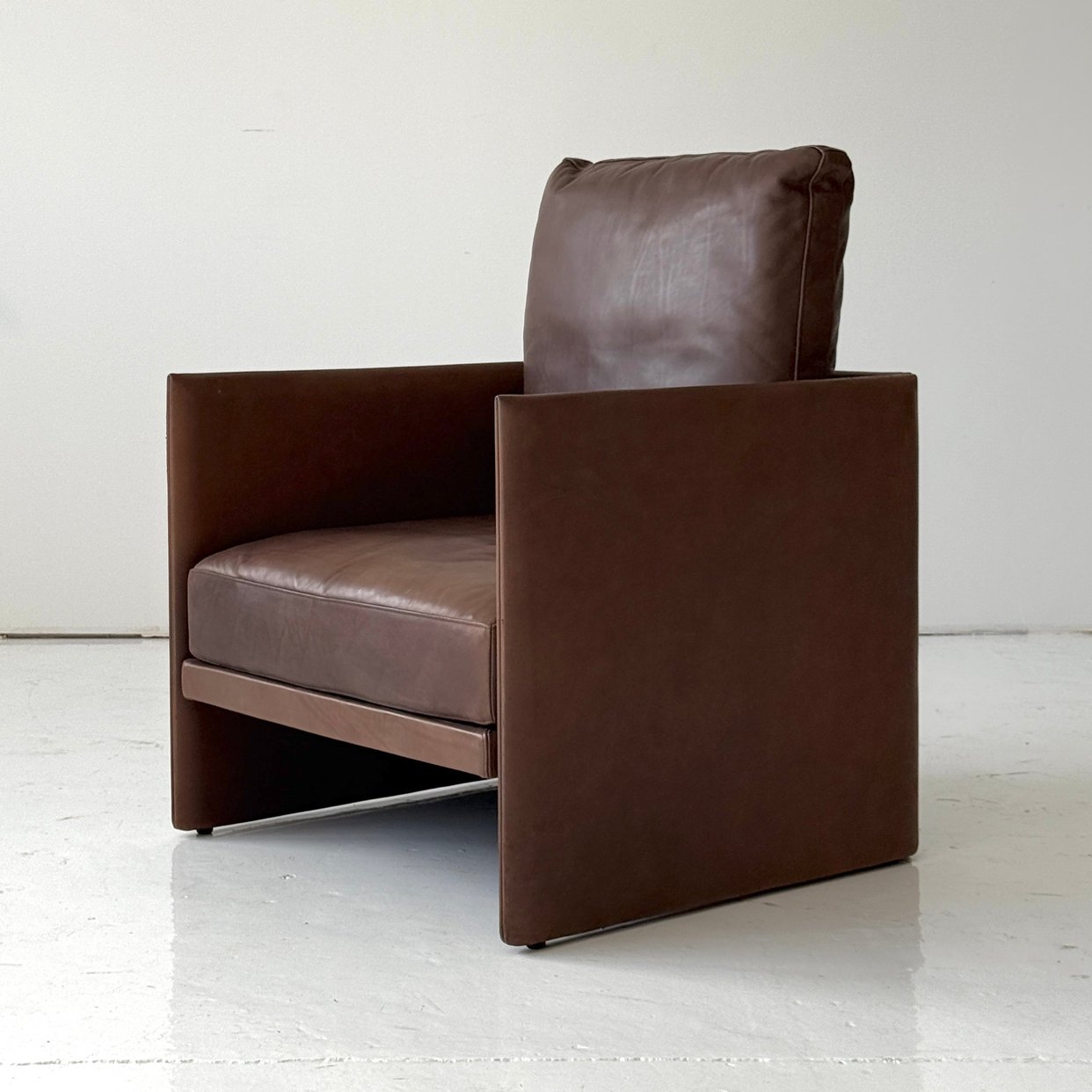 Leather Toot Chair by Piero Lissoni for Cassina | Spot! - Chicago, IL ...