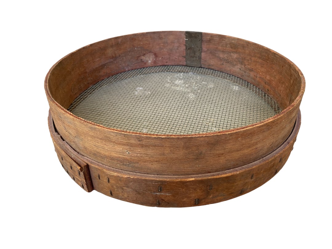 17" Bentwood grain sieve, Wood & wire sifter Old farm tool, rustic ...