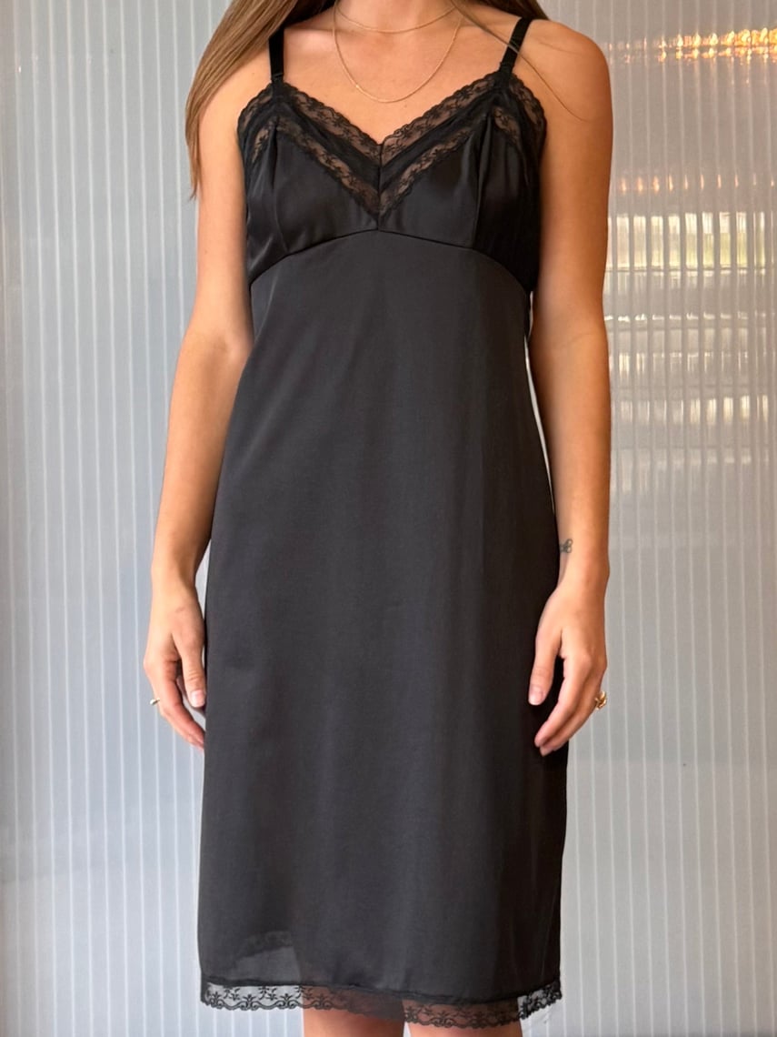 1960s Komar Black Slip | The Vintage Vortex | Savannah, GA