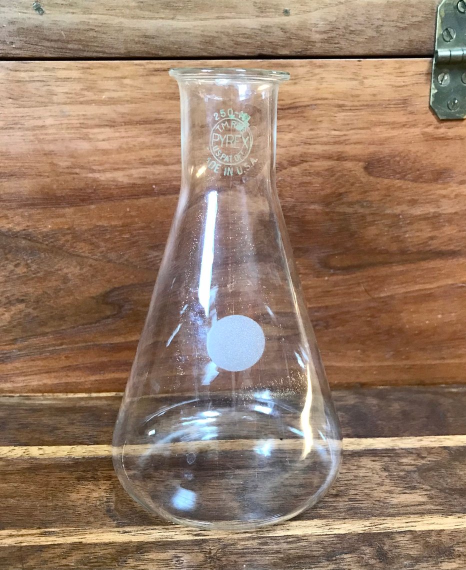 Vintage Pyrex Flask Erlynmeyer 250ml Glass Chemistry Science 1940s ...