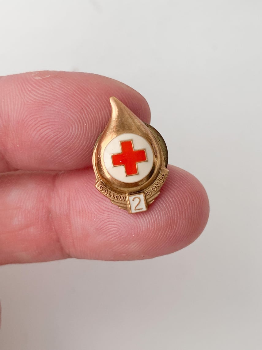 Vintage 1950s/60s Red Cross 2 Gallon Blood Donor Drop Pin | Ms. Tips ...