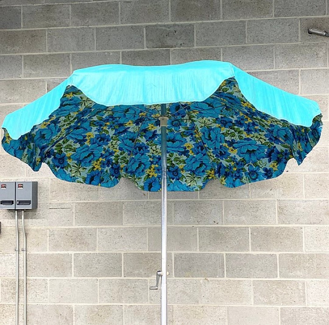 Vintage Patio Umbrella Retro 1960s Mid Century Modern + Blue + Floral ...