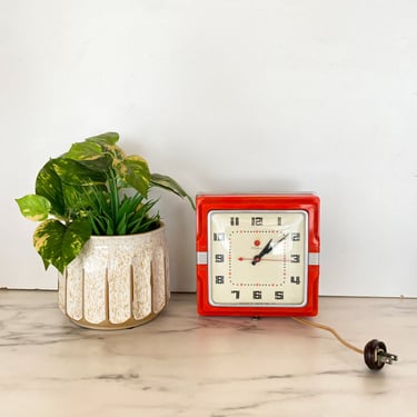 Orange Kitchen Clock | Sunbeam Vintage | Highland Park - Los Angeles, CA