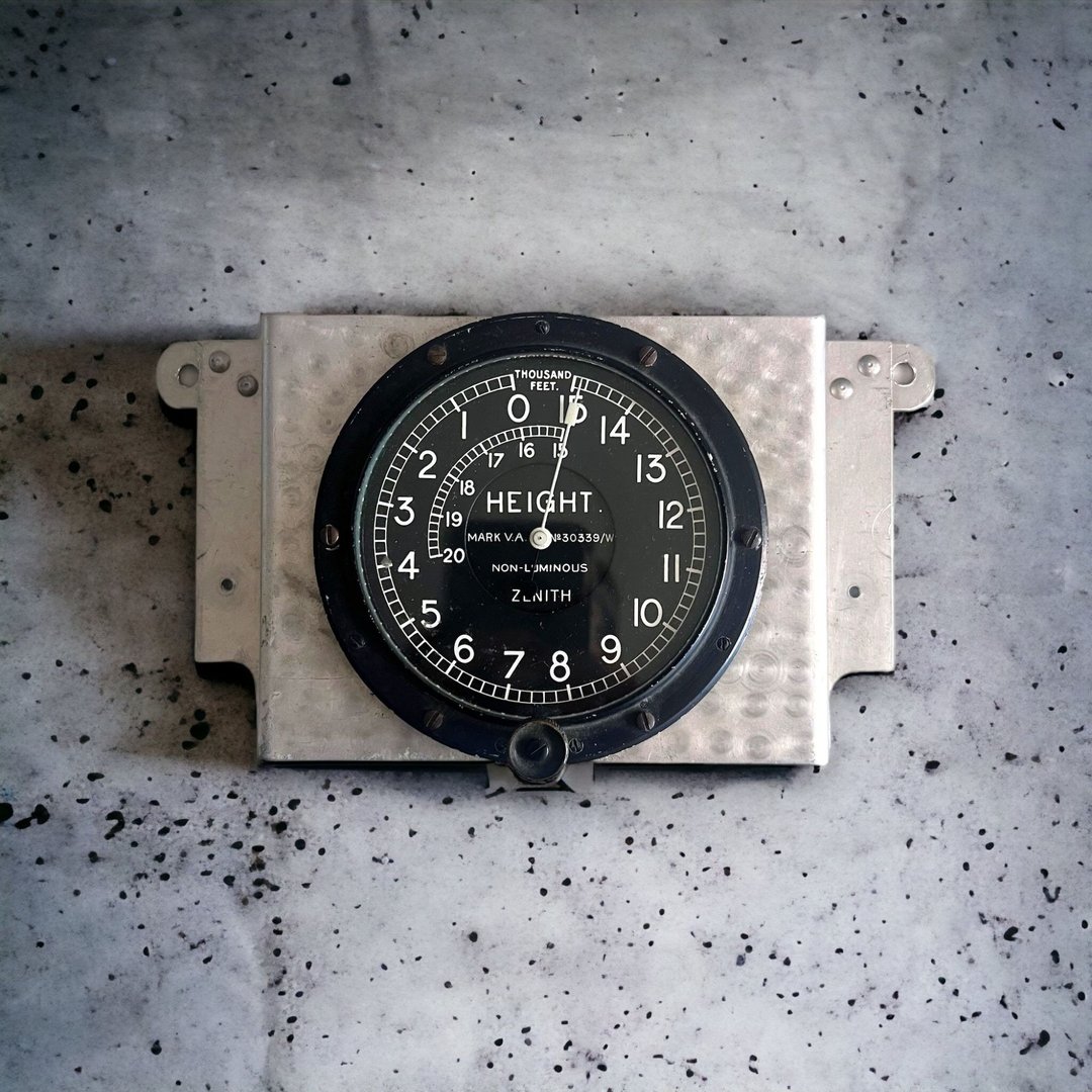 Antique WWI Zenith Mark V-A Simple Altimeter Flight Instrument ...