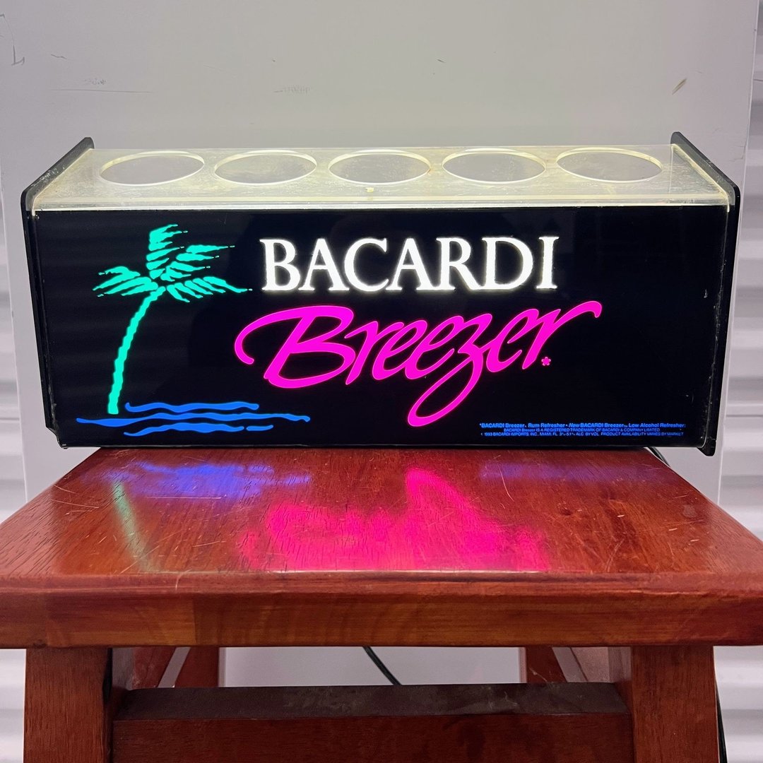 Vintage 1993 Bacardi Breezer Neon Bar Sign Bottle Display Working ...
