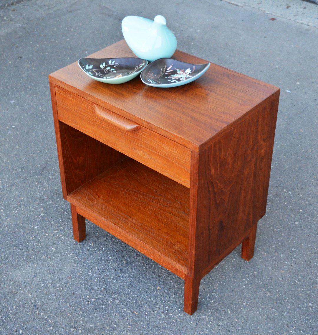 Handsome Teak 1 Drawer & Cubby Quality Bedside/Side Table | Mid-Century ...