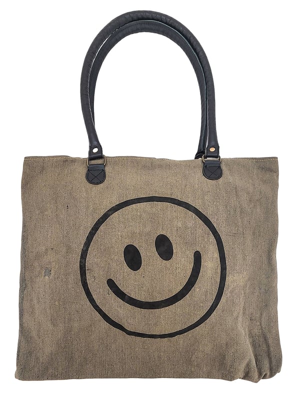 HB00001 Smiley Face Bag | Vintage MC | Frederick, MD