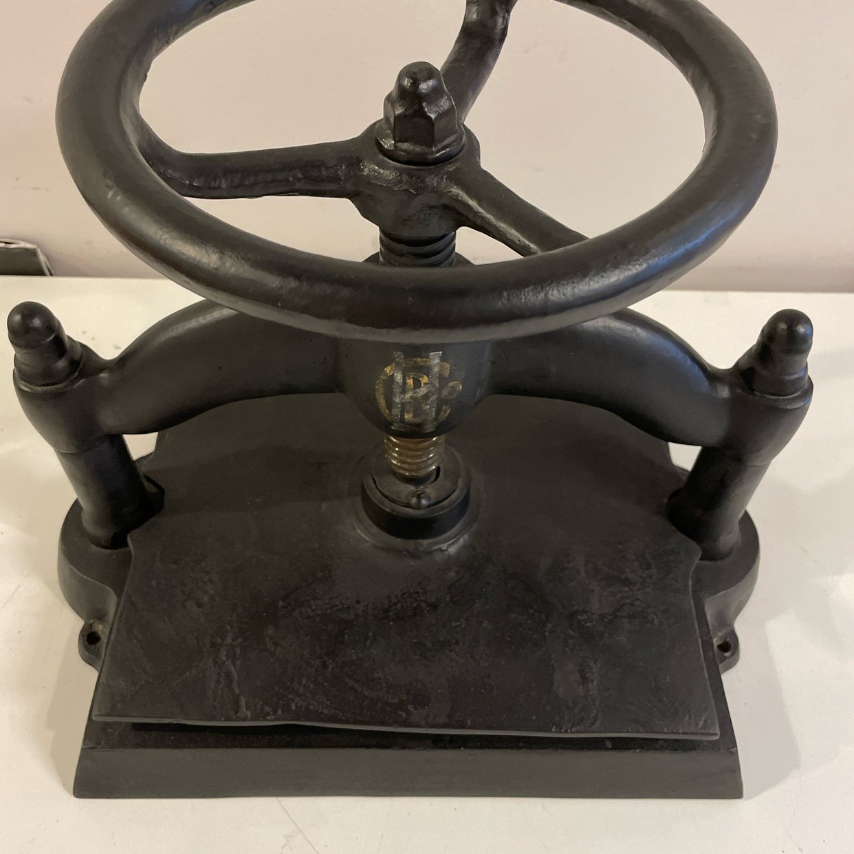 Vintage 19th Century Cast Iron Book Binding Press | Turn the Tables ...
